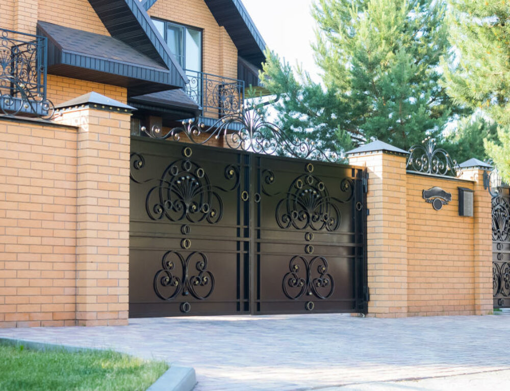 Discover the Four Great Reasons to Install an Electric Gate - All ...